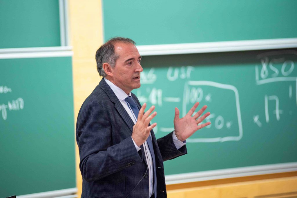 Un nuevo caso de estudio del IESE analiza la gestión hospitalaria de la ...