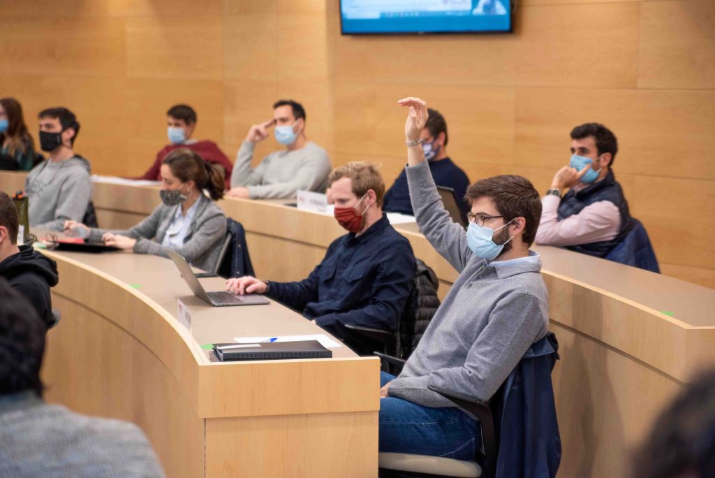 New IESE case explores how one hospital managed COVID-19 | IESE