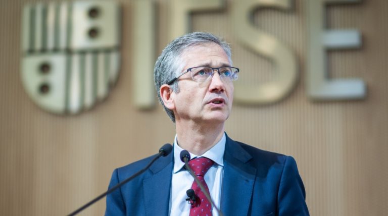 Pablo Hernández de Cos joins IESE as Professor of Economics | IESE